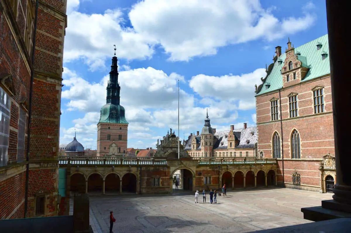 Castello di Frederiksborg: viaggio alla scoperta dei Castelli in Danimarca